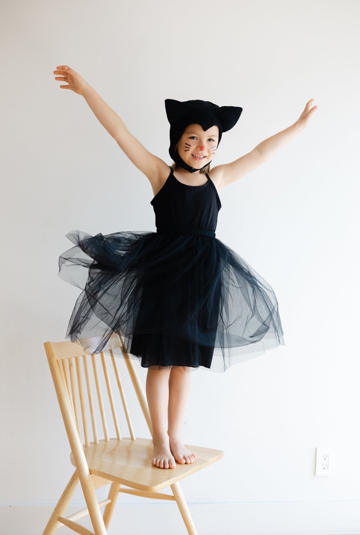 Cat Tutu – Oliver Ruffus